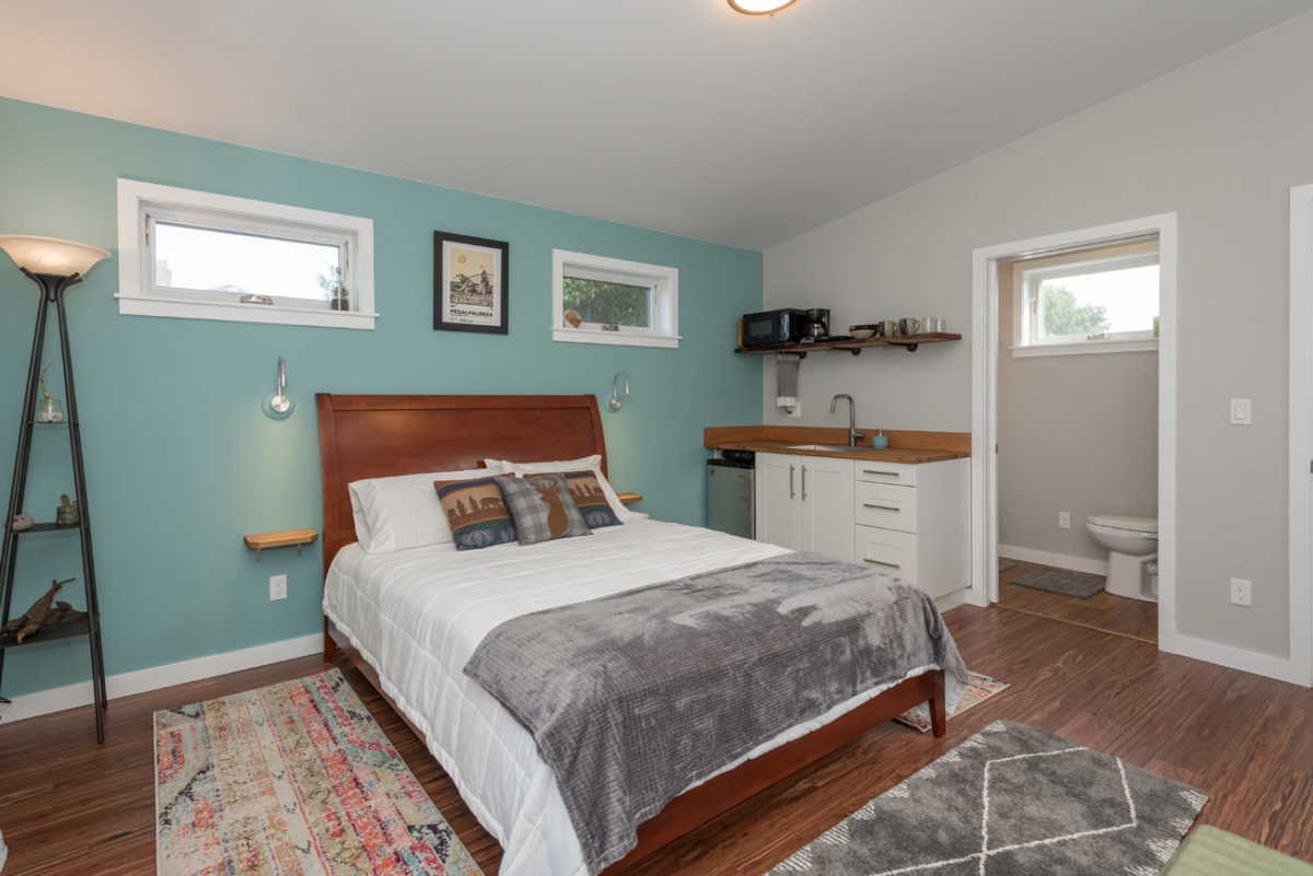 Guest Suite Design and Construction | SQFT Studios